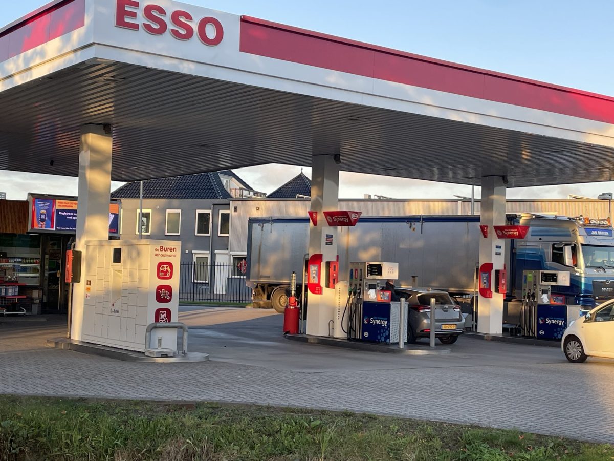 Lage prijzen, bemande pomp, gevulde shop – Tankstation Van Kammen Marum